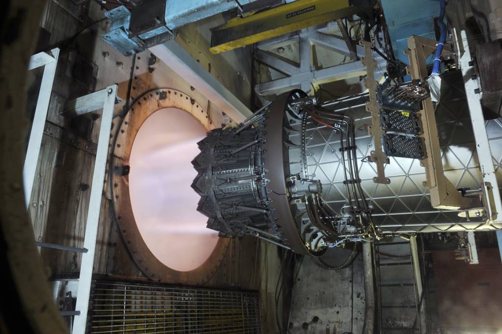 무기 토론방 - 유용원의 군사세계