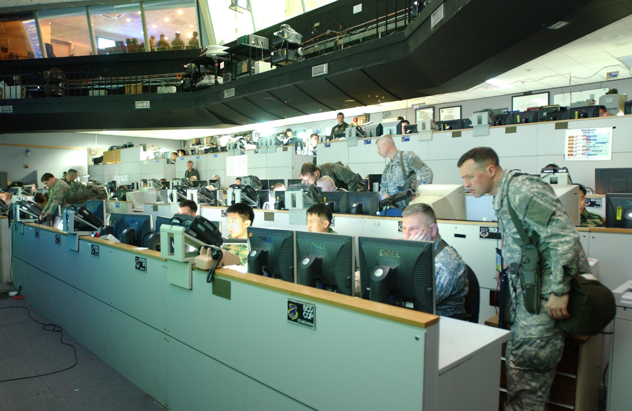 BEMIL 사진 자료실 - 유용원의 군사세계