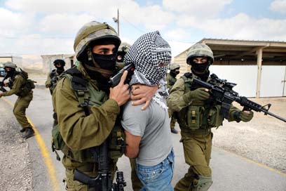 BEMIL 사진 자료실 - 유용원의 군사세계