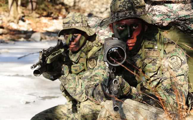 BEMIL 사진 자료실 - 유용원의 군사세계