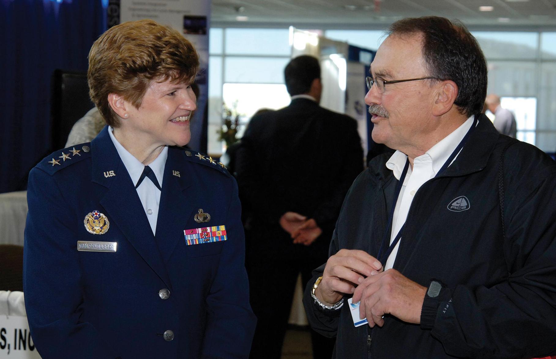 BEMIL 사진 자료실 - 유용원의 군사세계