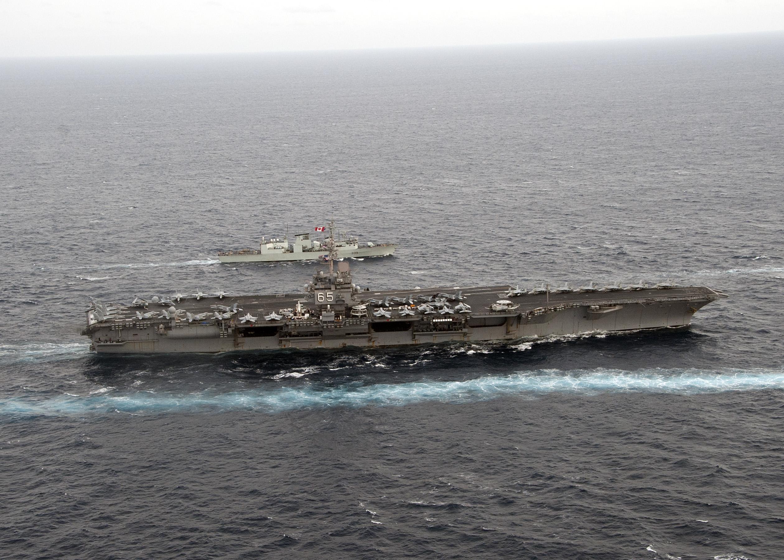 BEMIL 사진 자료실 - 유용원의 군사세계