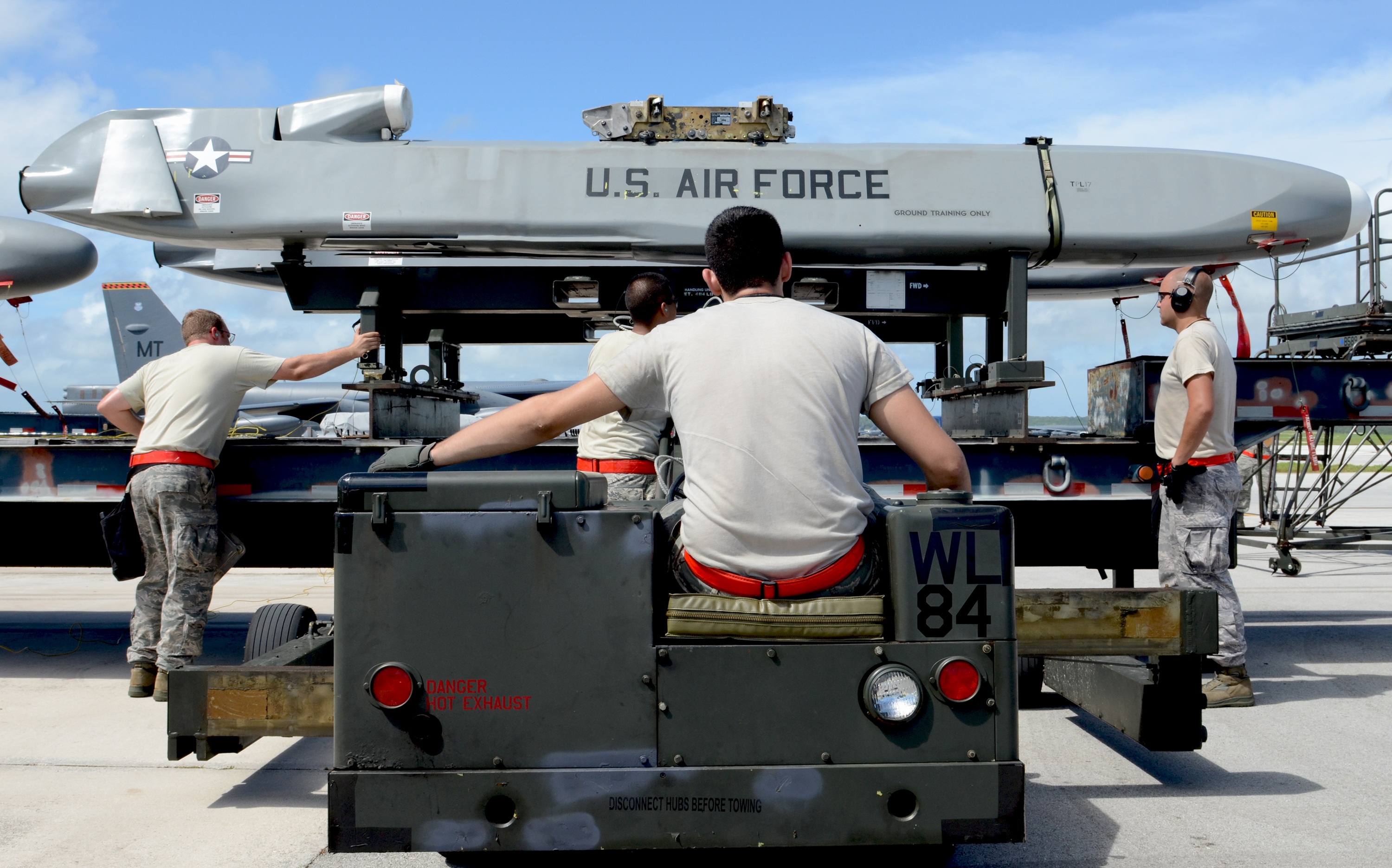 BEMIL 사진 자료실 - 유용원의 군사세계