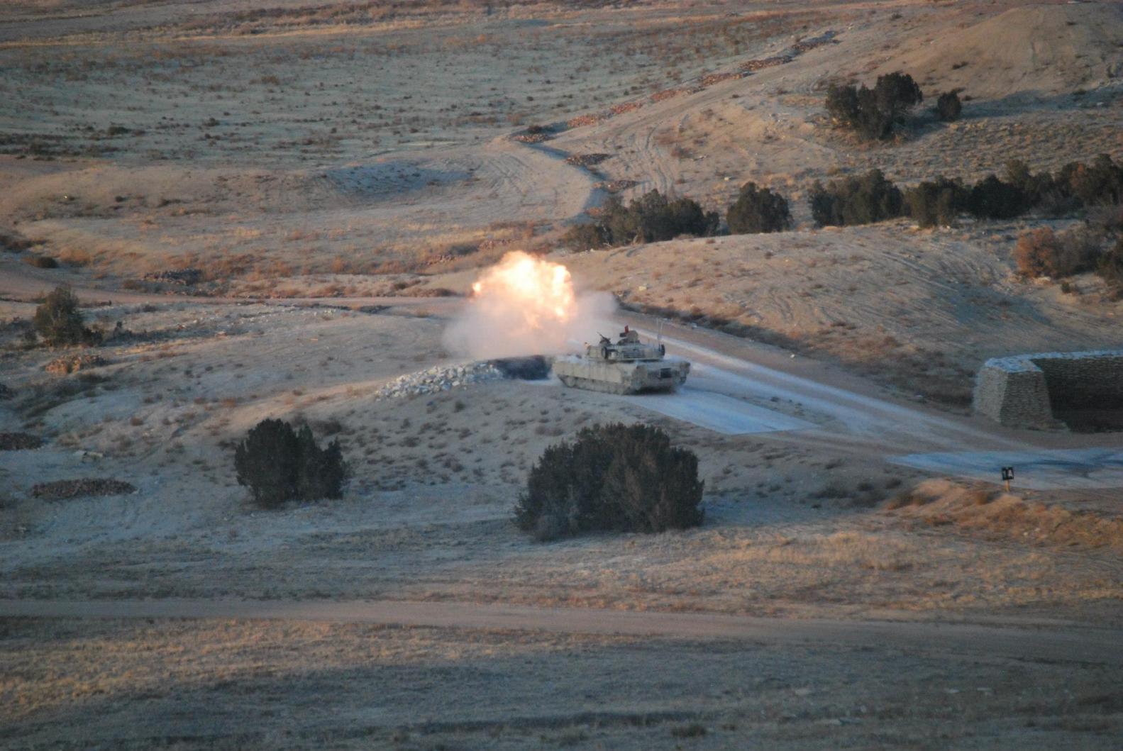 BEMIL 사진 자료실 - 유용원의 군사세계