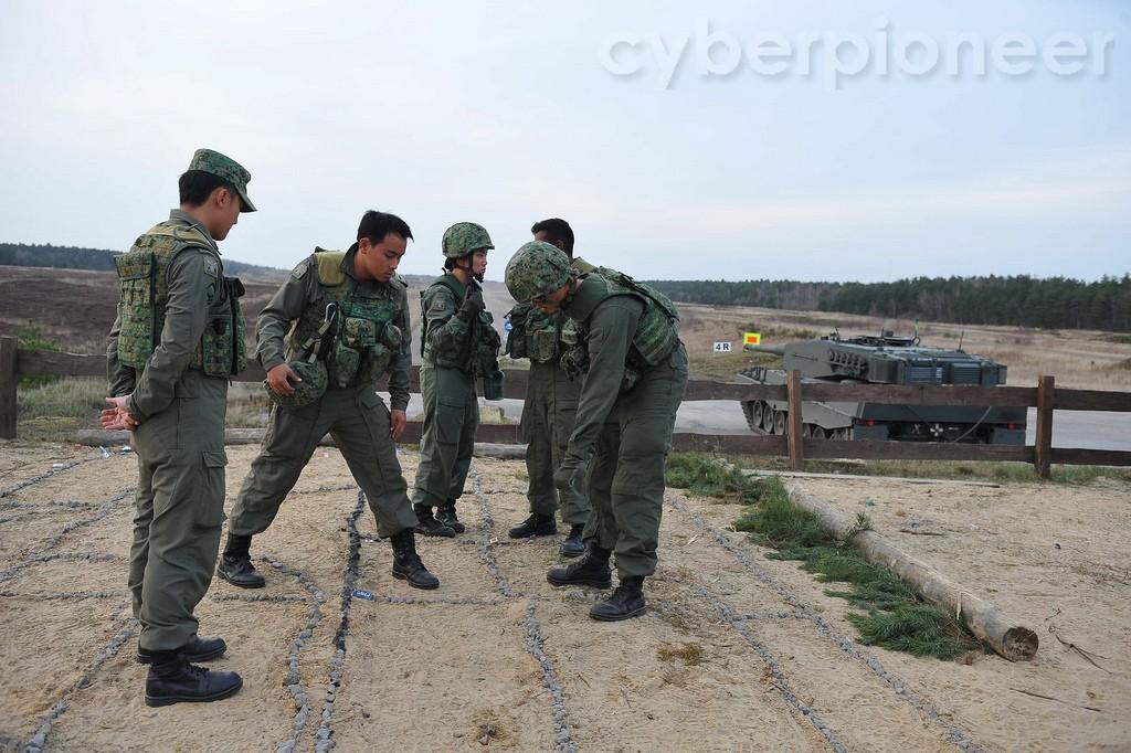 BEMIL 사진 자료실 - 유용원의 군사세계