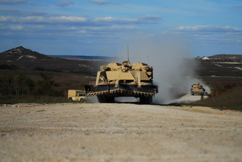 BEMIL 사진 자료실 - 유용원의 군사세계