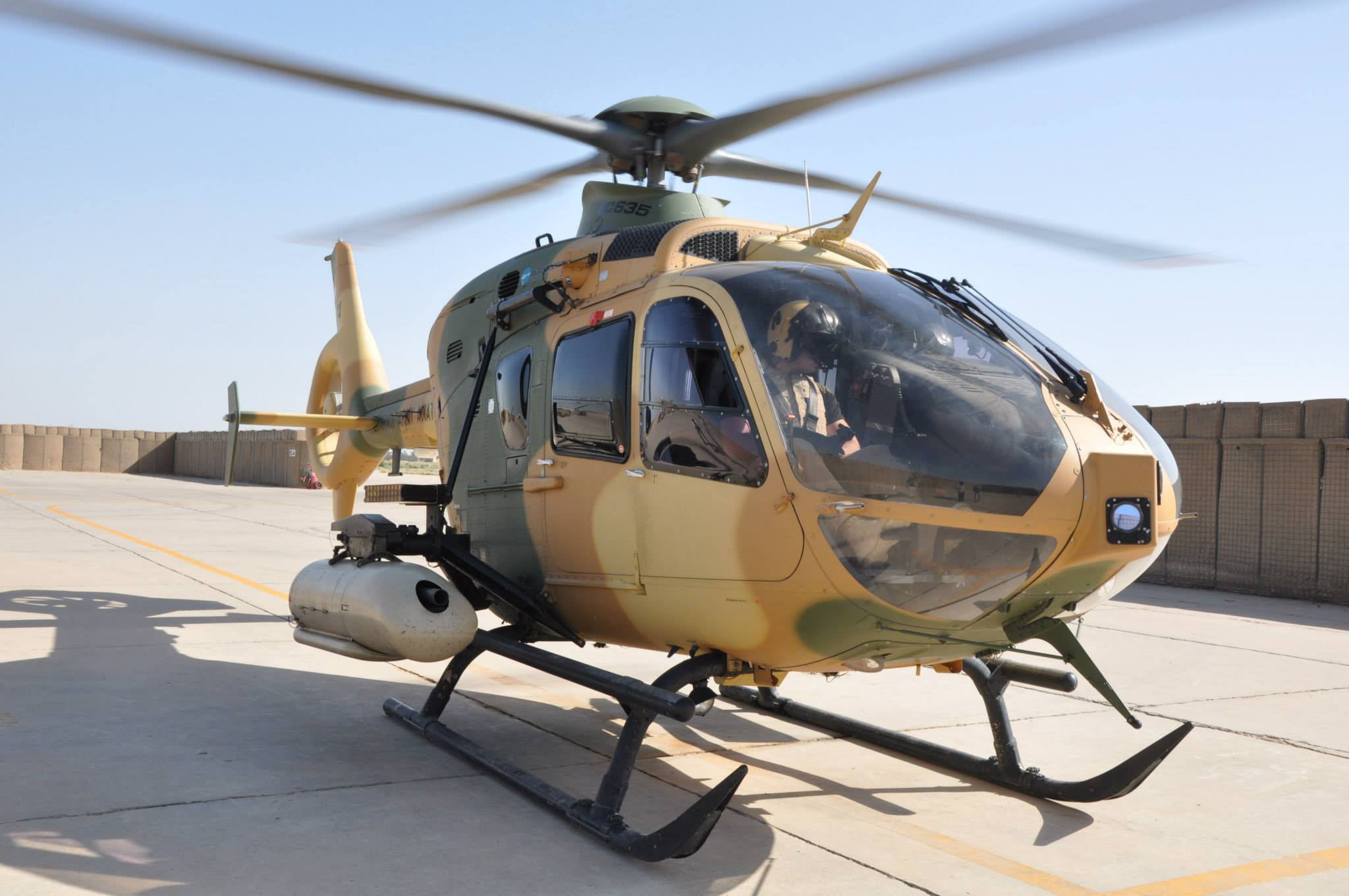 BEMIL 사진 자료실 - 유용원의 군사세계