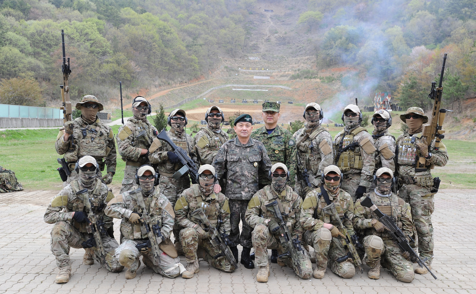 BEMIL 사진 자료실 - 유용원의 군사세계