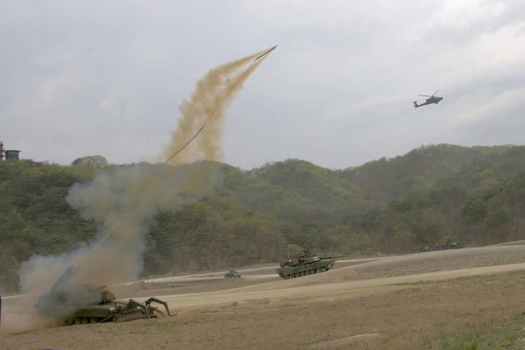 BEMIL 사진 자료실 - 유용원의 군사세계