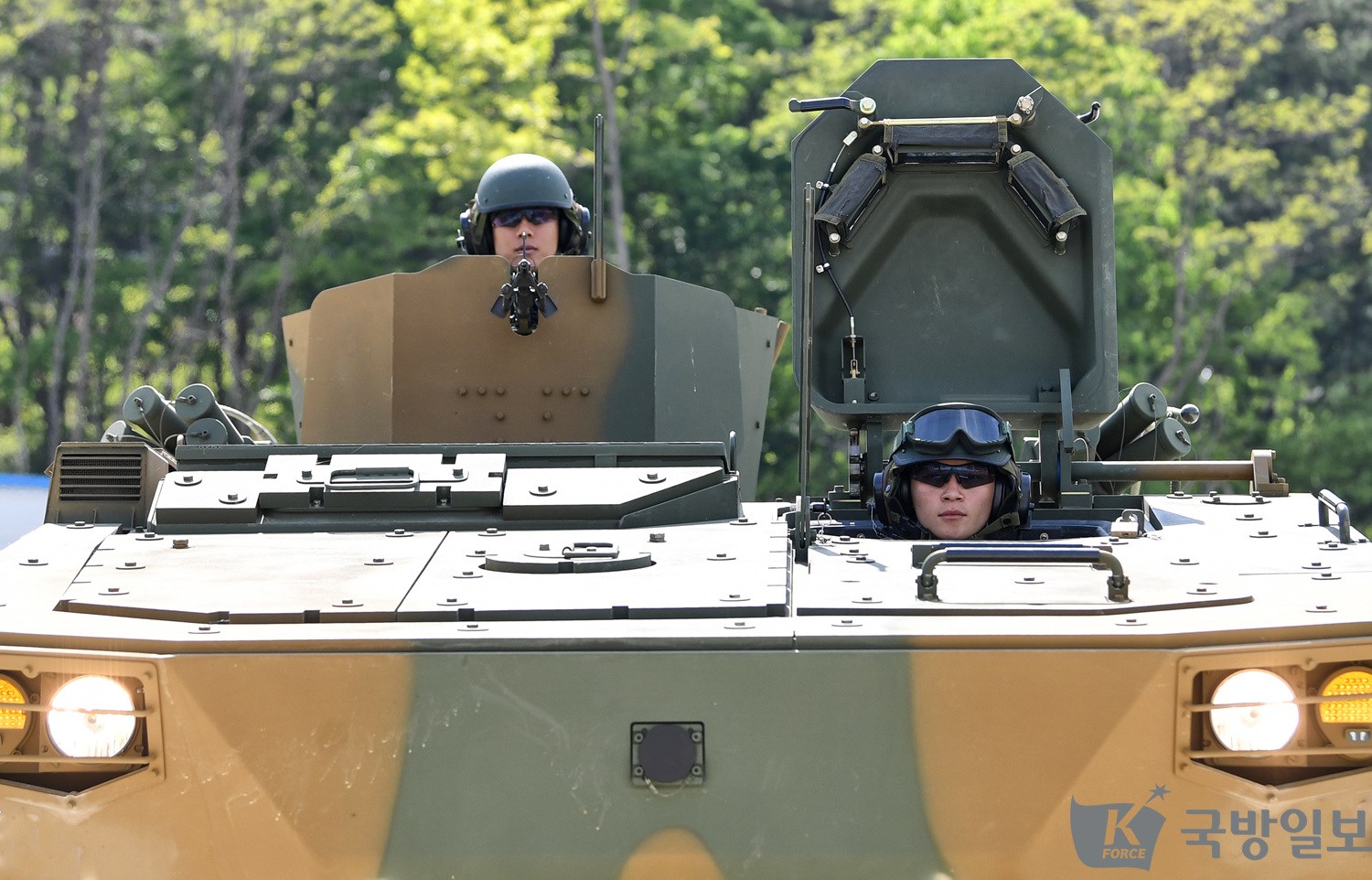 BEMIL 사진 자료실 - 유용원의 군사세계