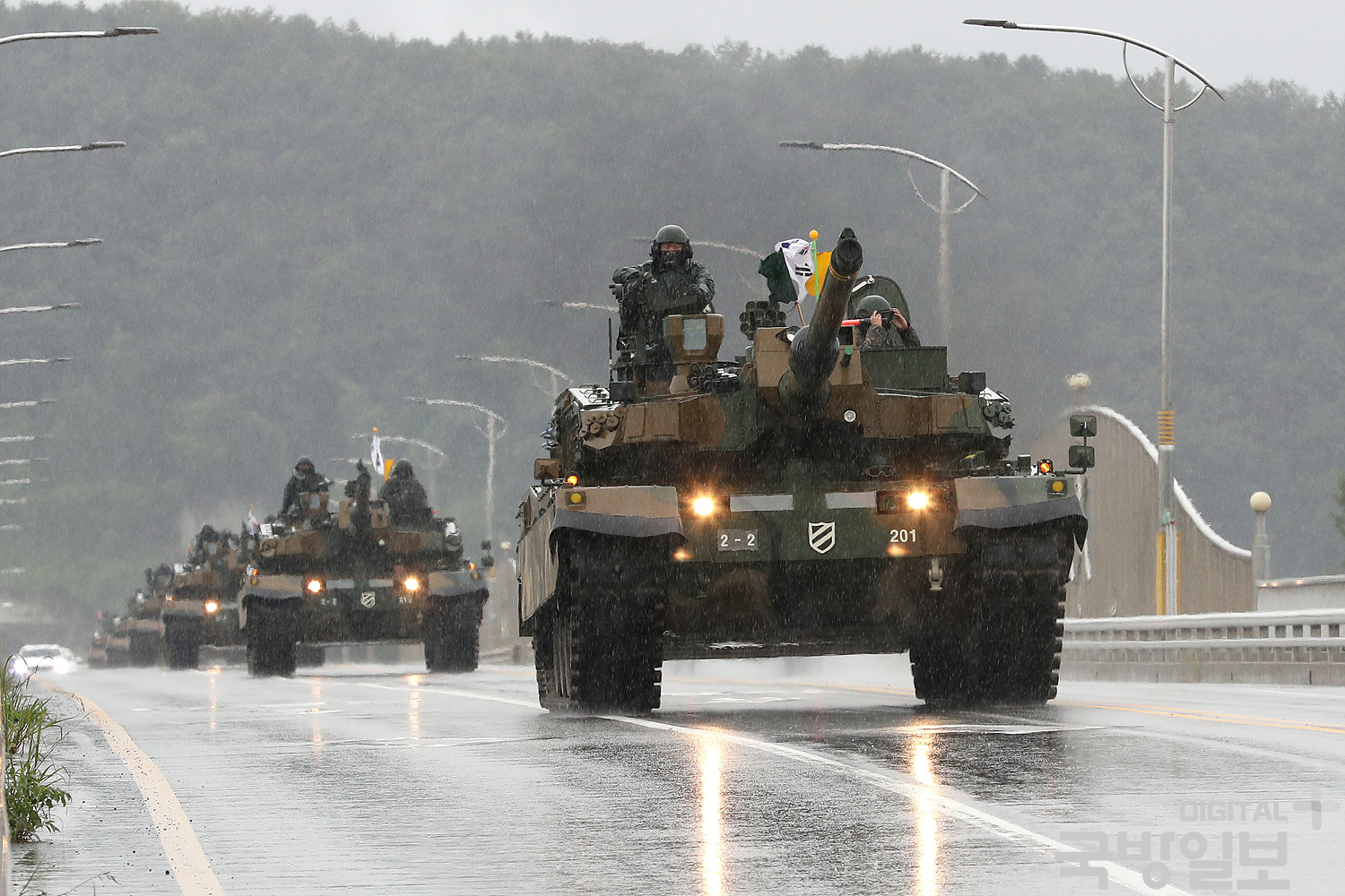 BEMIL 사진 자료실 - 유용원의 군사세계