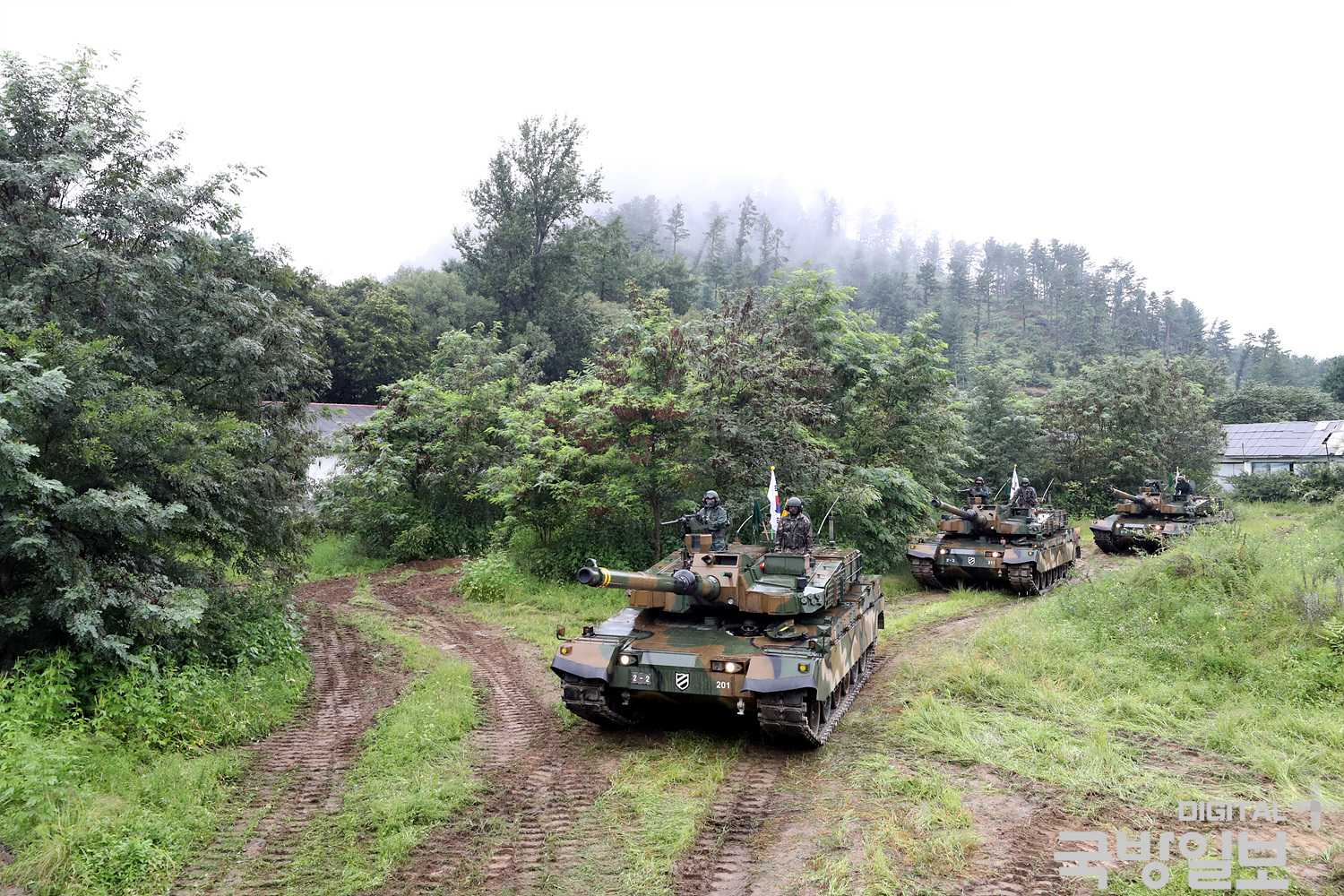 BEMIL 사진 자료실 - 유용원의 군사세계