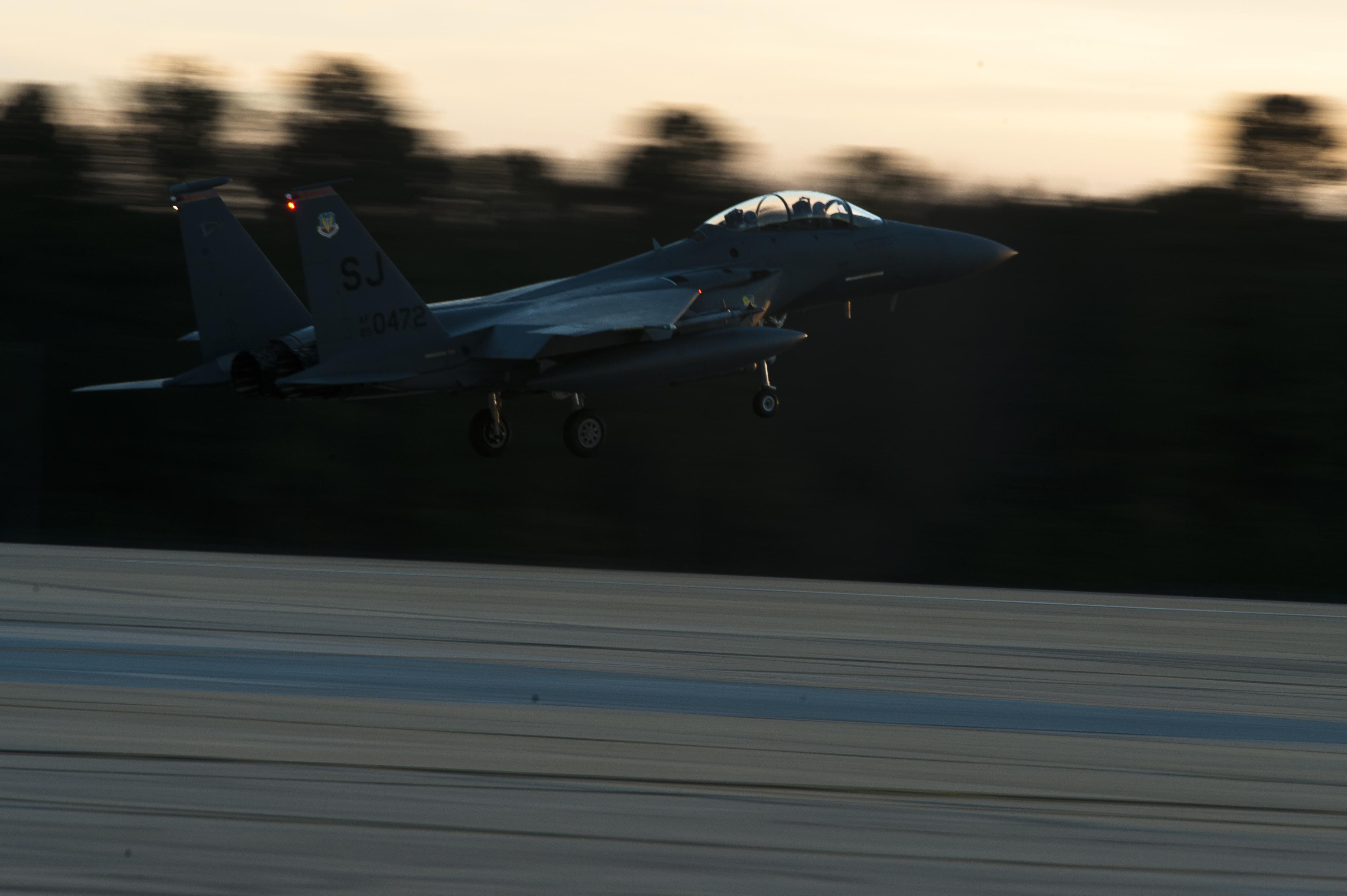 BEMIL 아카이브 - 유용원의 군사세계