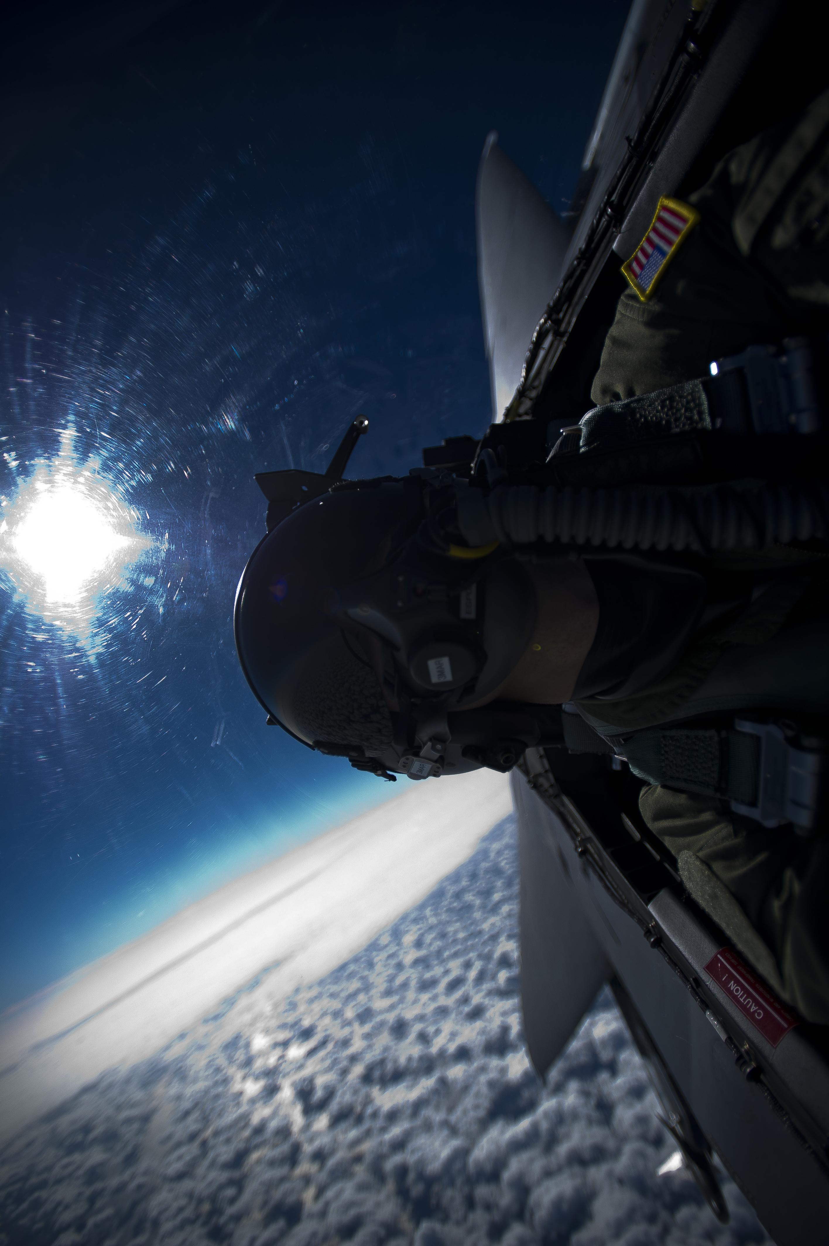 BEMIL 아카이브 - 유용원의 군사세계