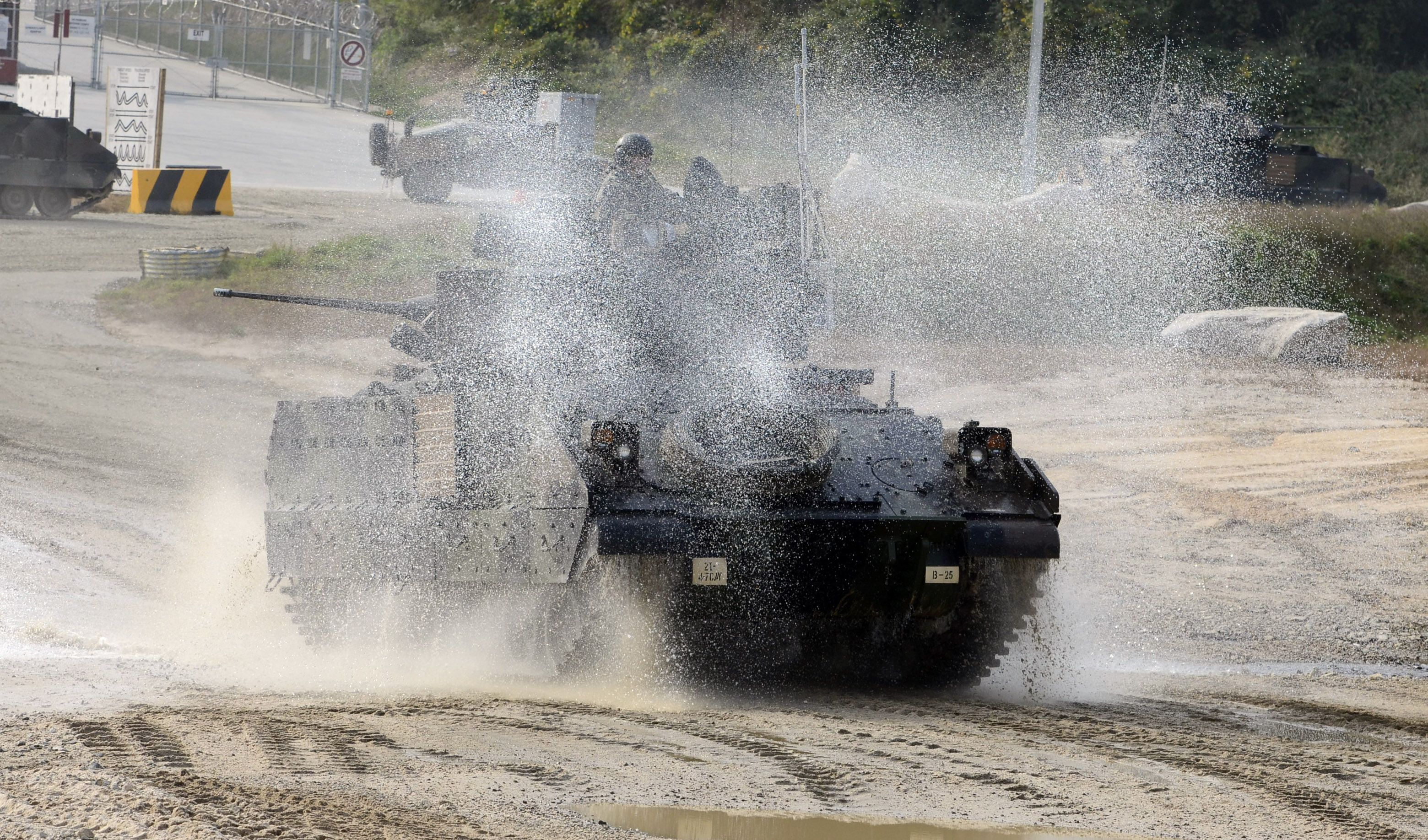 BEMIL 아카이브 - 유용원의 군사세계