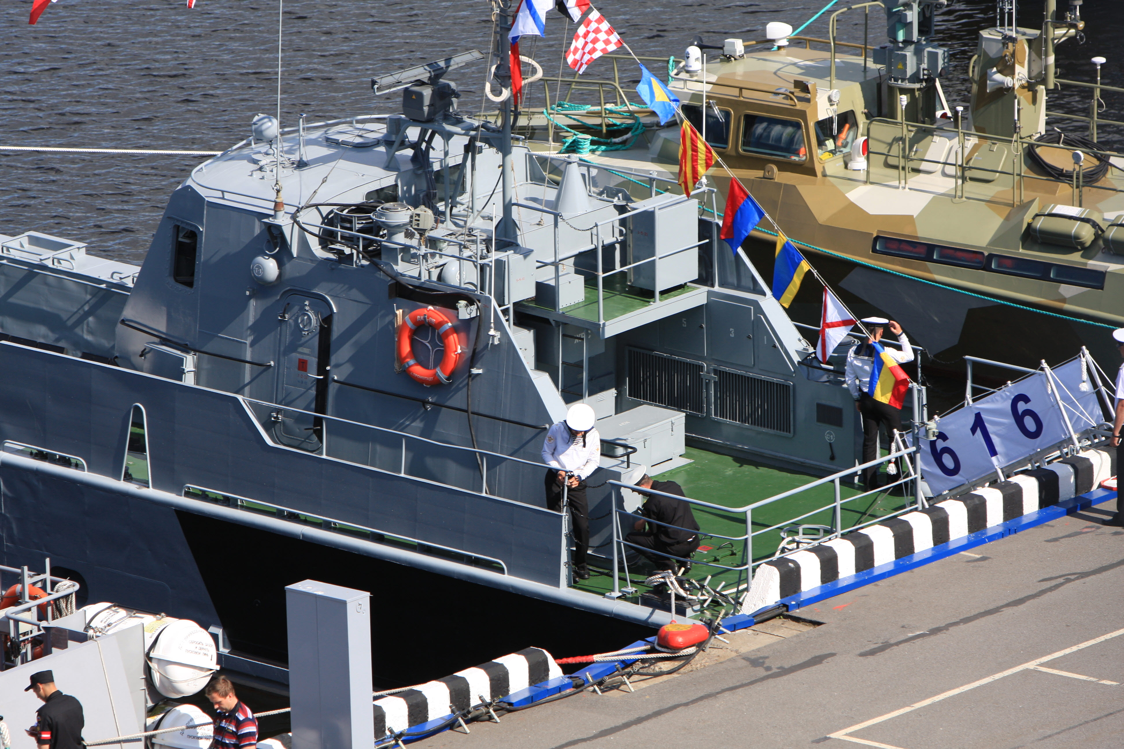 BEMIL 아카이브 - 유용원의 군사세계