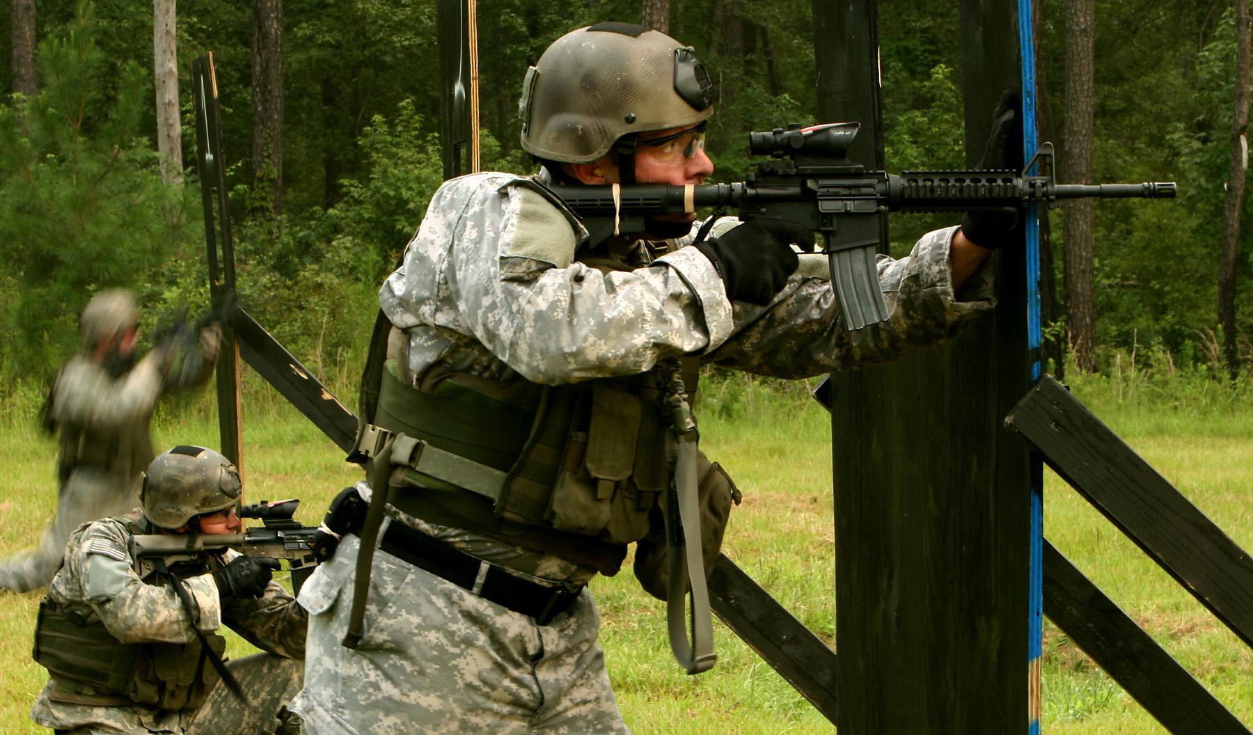 BEMIL 아카이브 - 유용원의 군사세계