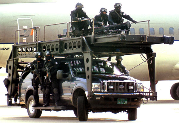 BEMIL 아카이브 - 유용원의 군사세계