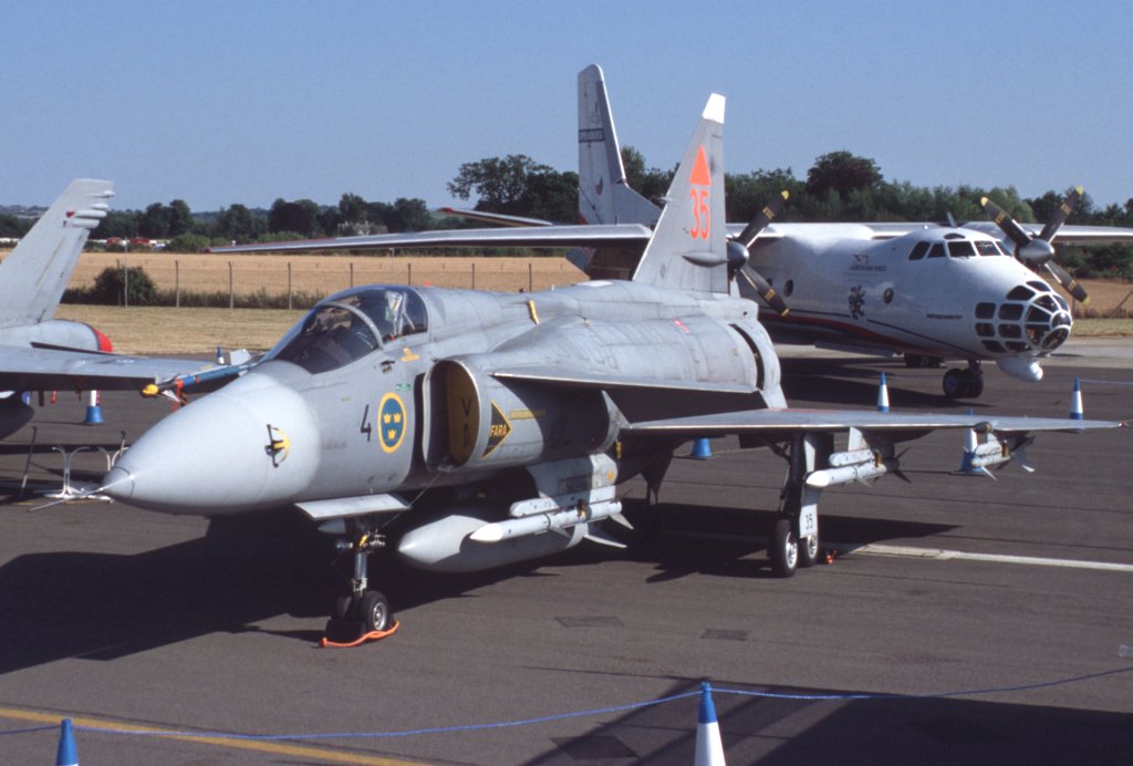 무기 토론방 - 유용원의 군사세계