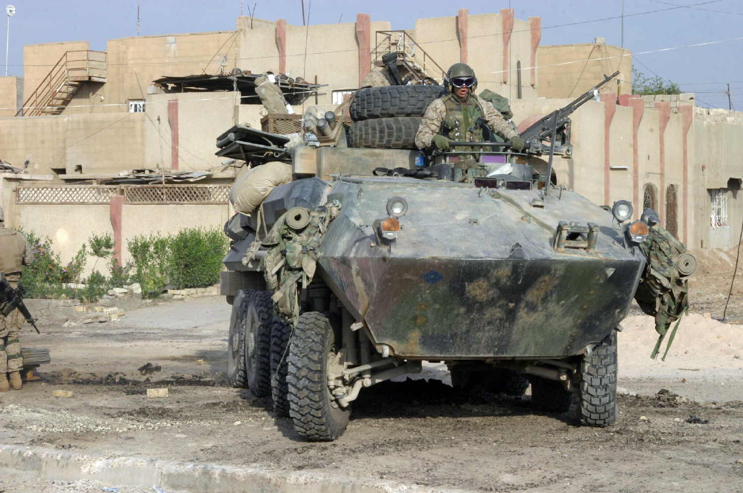 BEMIL 사진 자료실 - 유용원의 군사세계