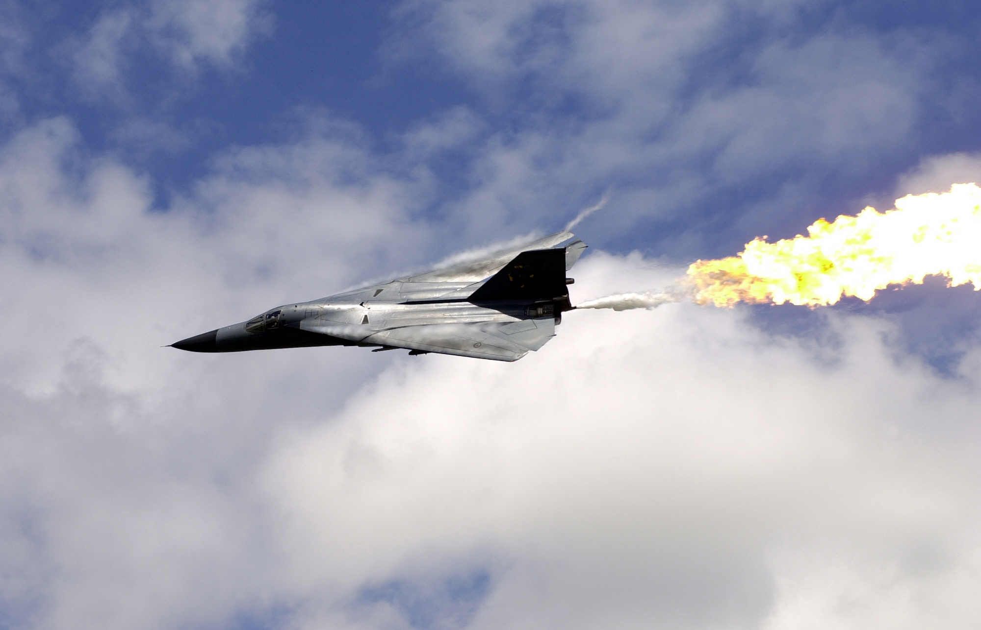 BEMIL 사진 자료실 - 유용원의 군사세계