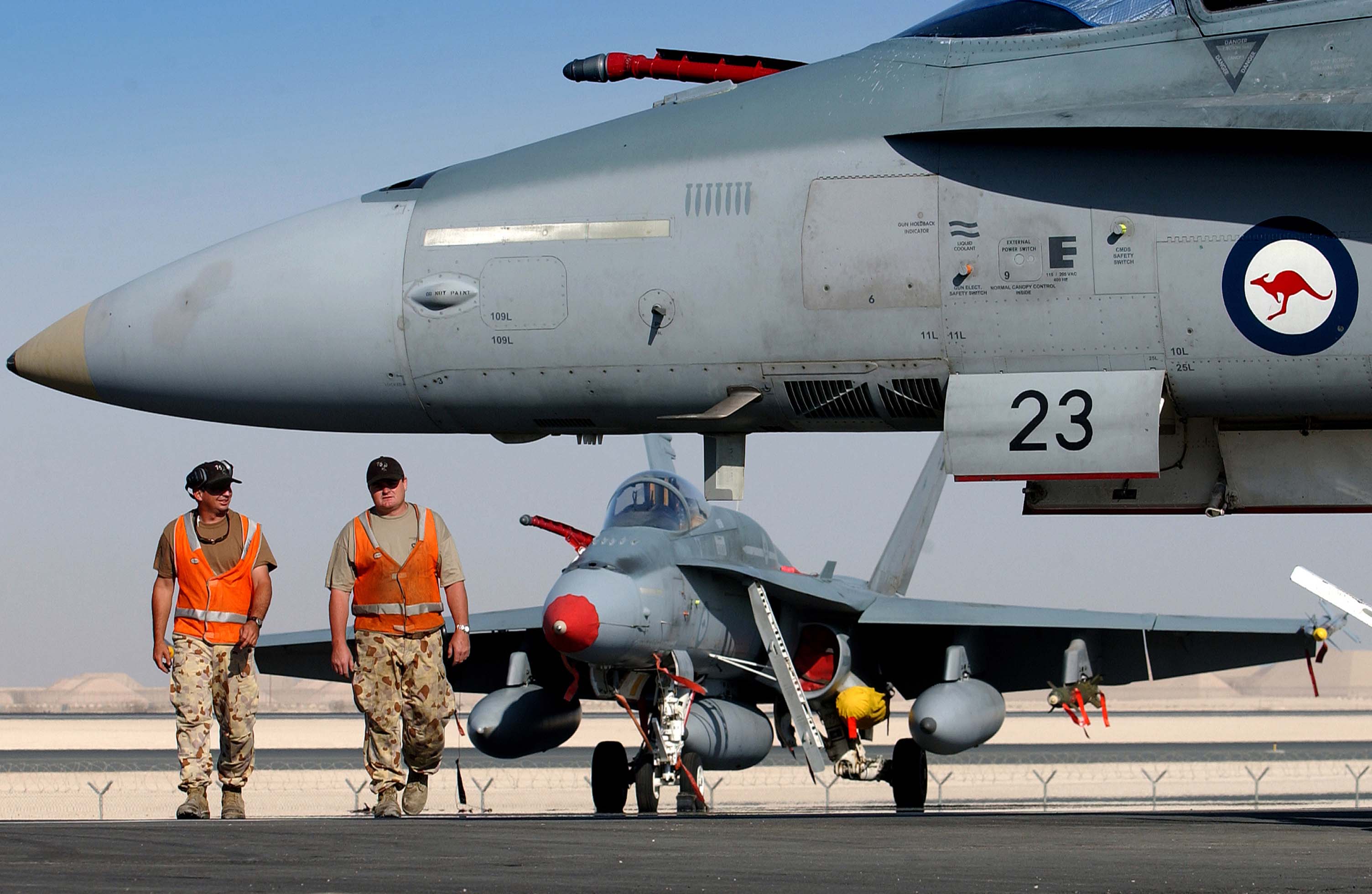 BEMIL 사진 자료실 - 유용원의 군사세계