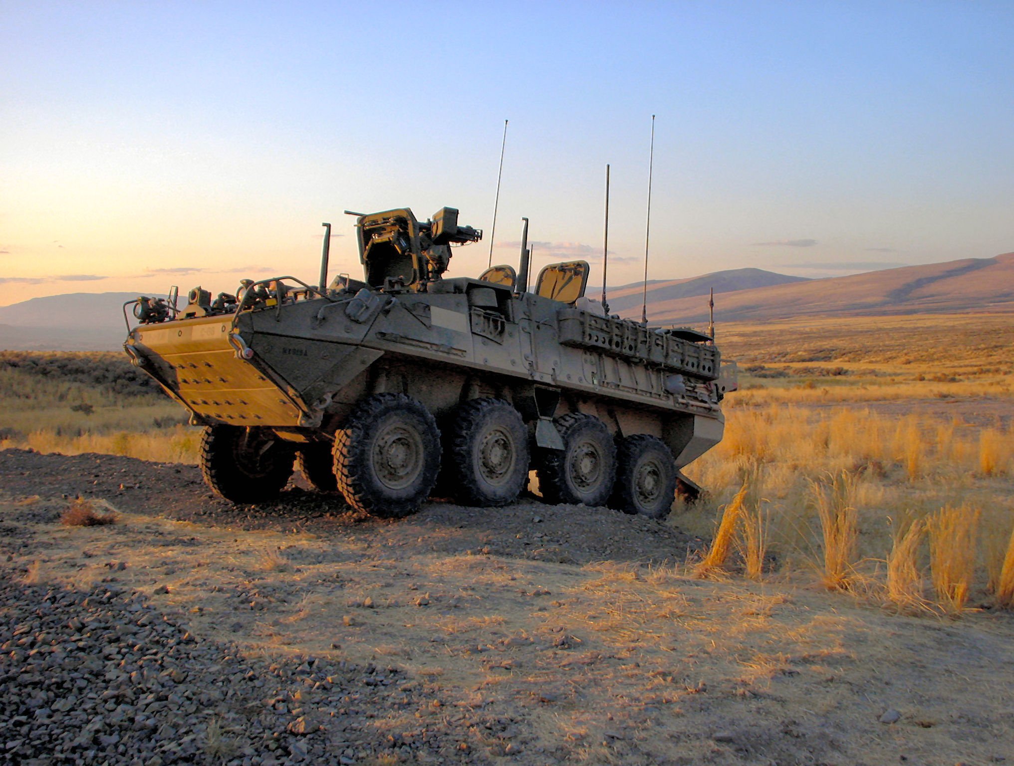 BEMIL 사진 자료실 - 유용원의 군사세계