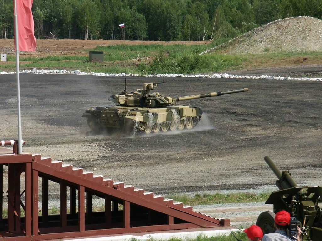 BEMIL 사진 자료실 - 유용원의 군사세계