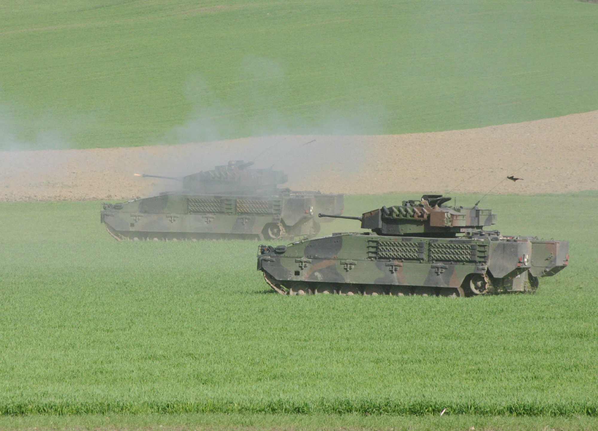 BEMIL 사진 자료실 - 유용원의 군사세계