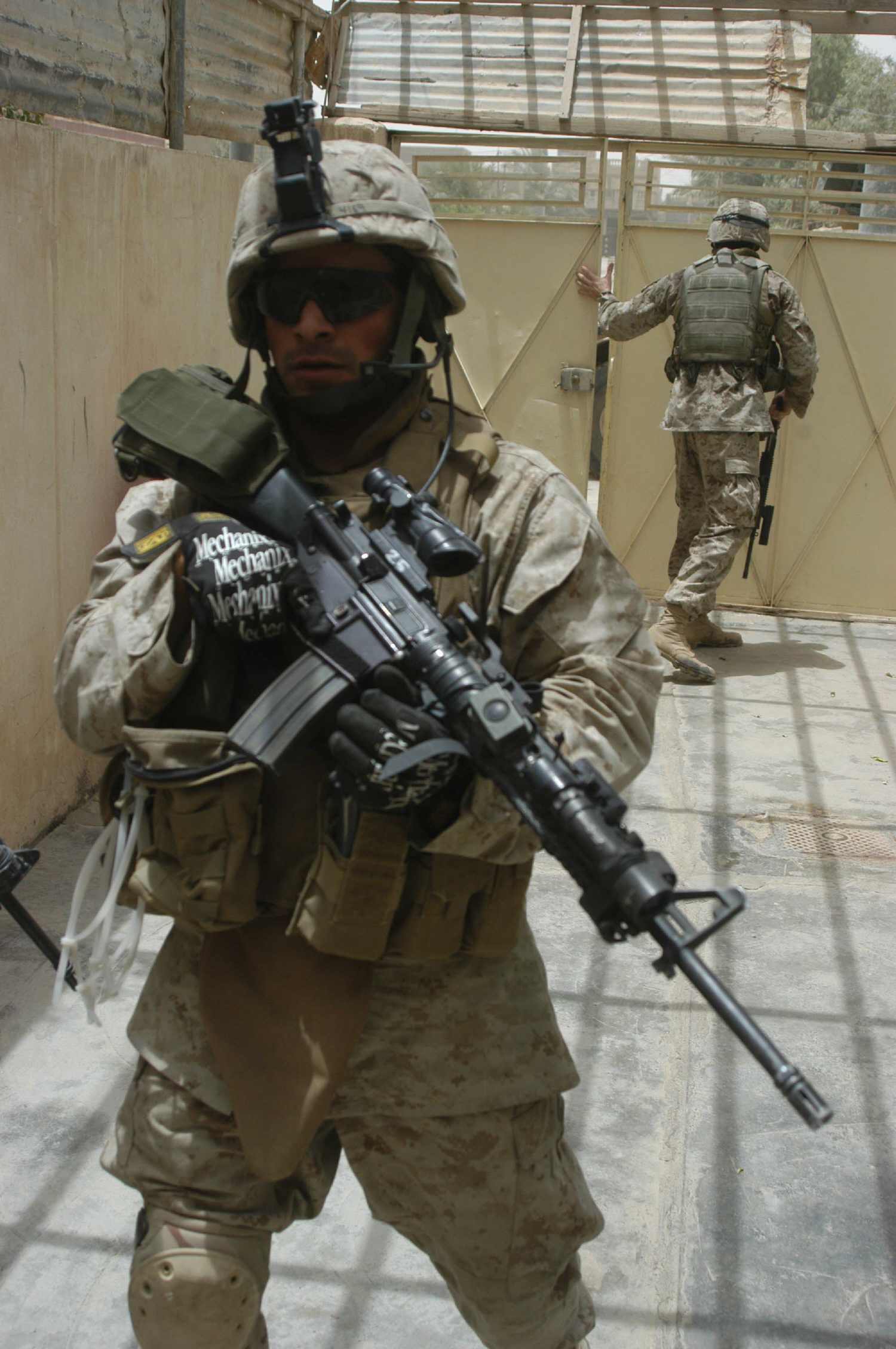 BEMIL 사진 자료실 - 유용원의 군사세계