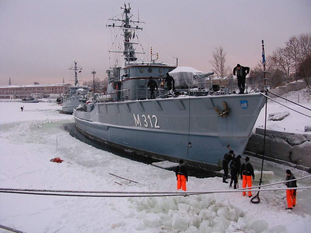 BEMIL 사진 자료실 - 유용원의 군사세계