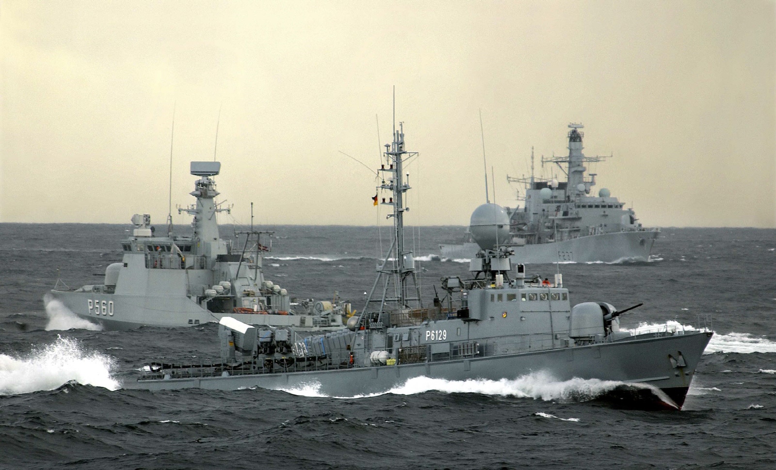 BEMIL 사진 자료실 - 유용원의 군사세계