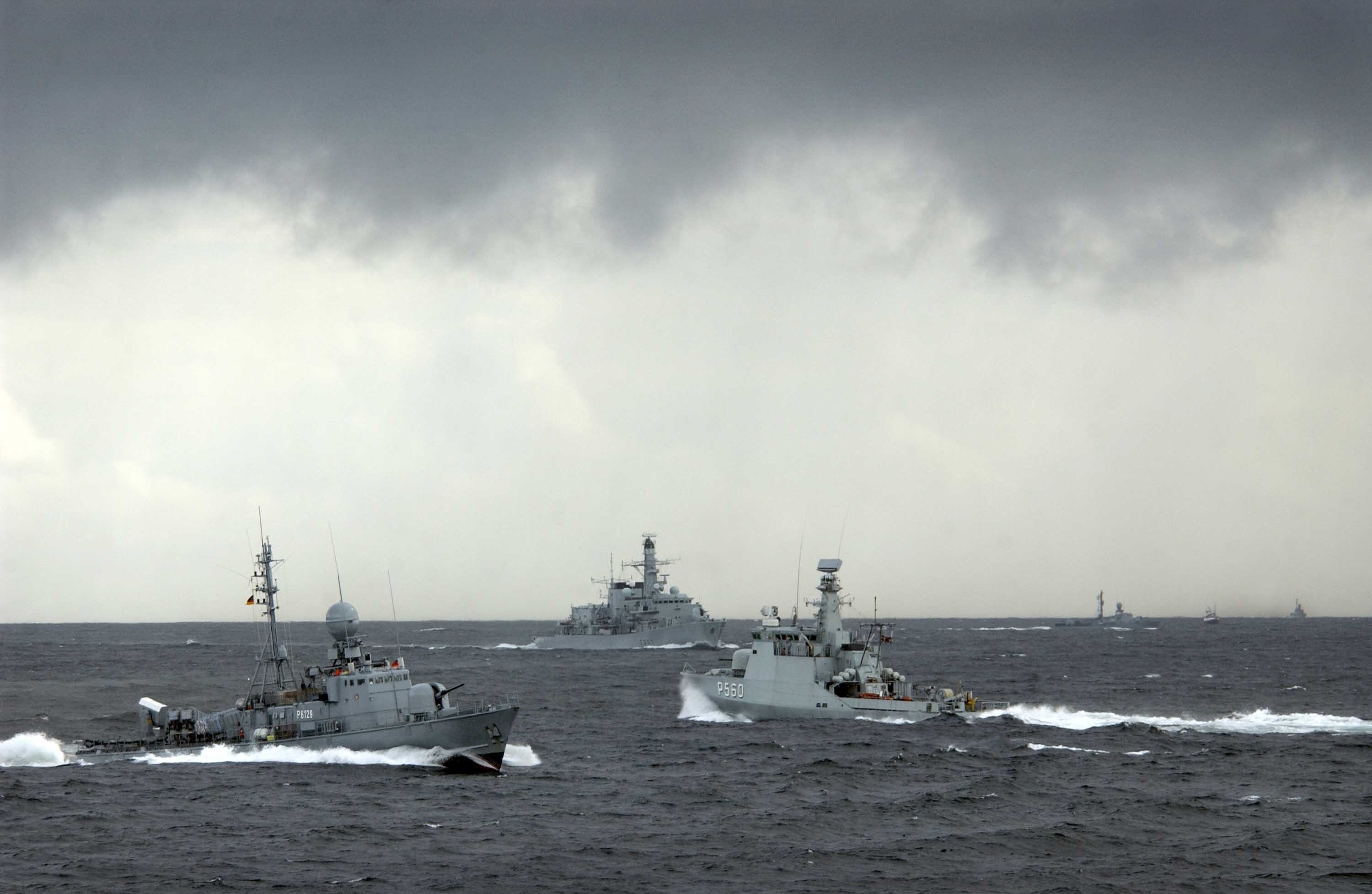 BEMIL 사진 자료실 - 유용원의 군사세계