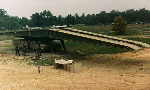 BEMIL 사진 자료실 - 유용원의 군사세계