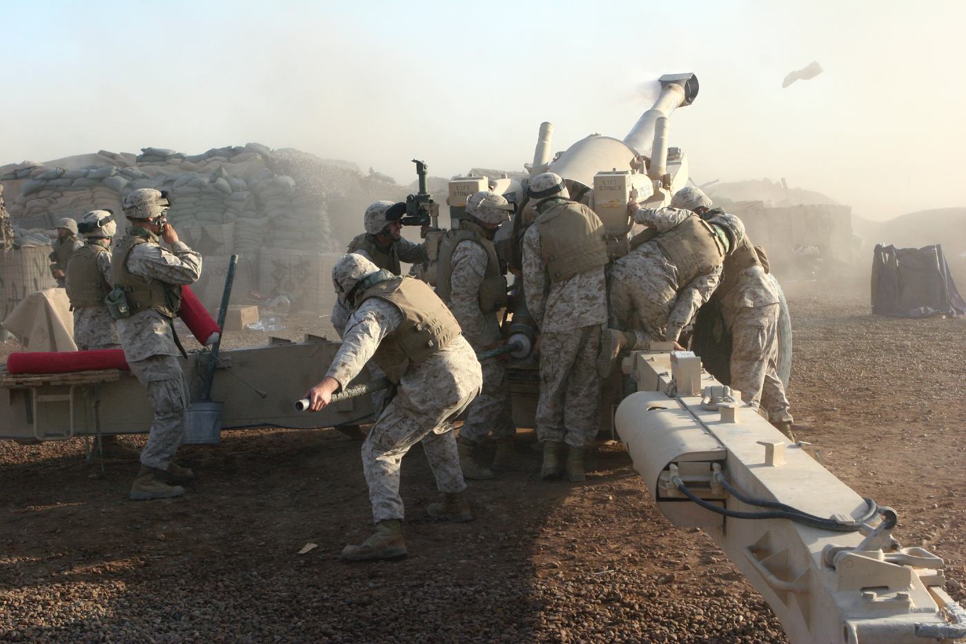 BEMIL 사진 자료실 - 유용원의 군사세계