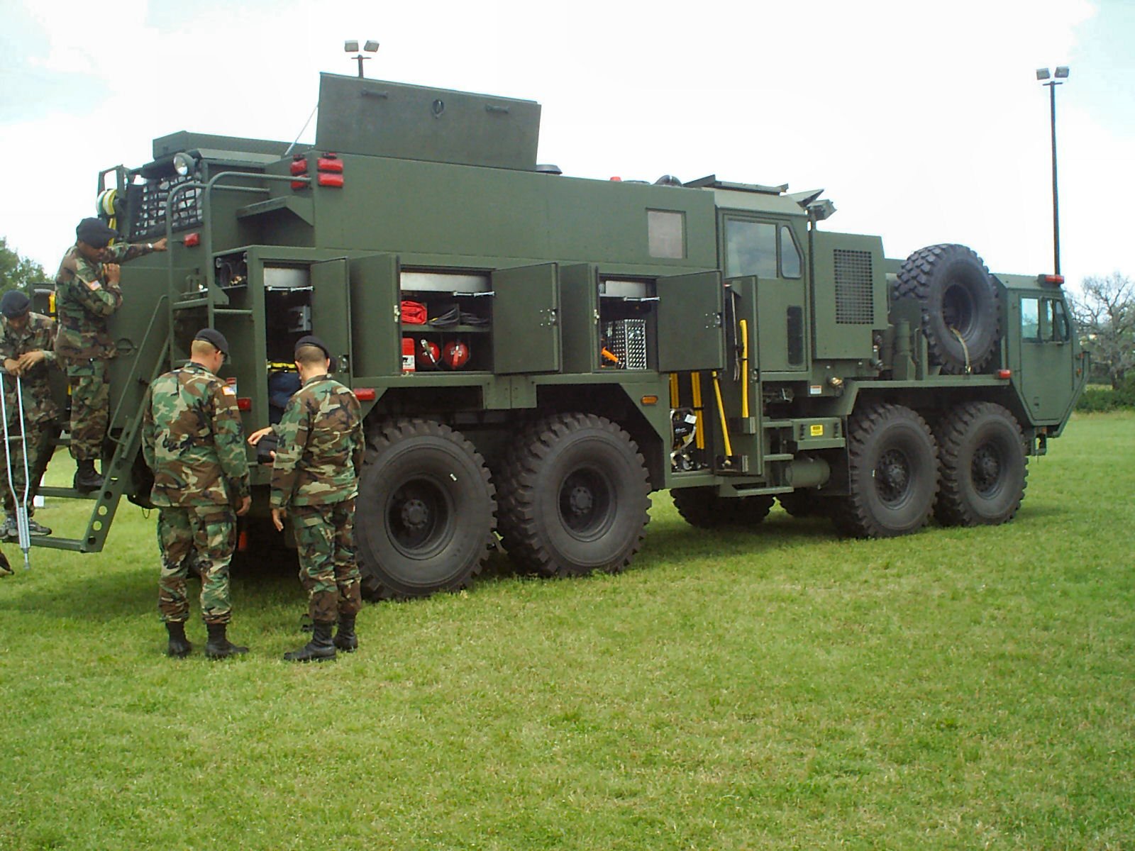 BEMIL 사진 자료실 - 유용원의 군사세계