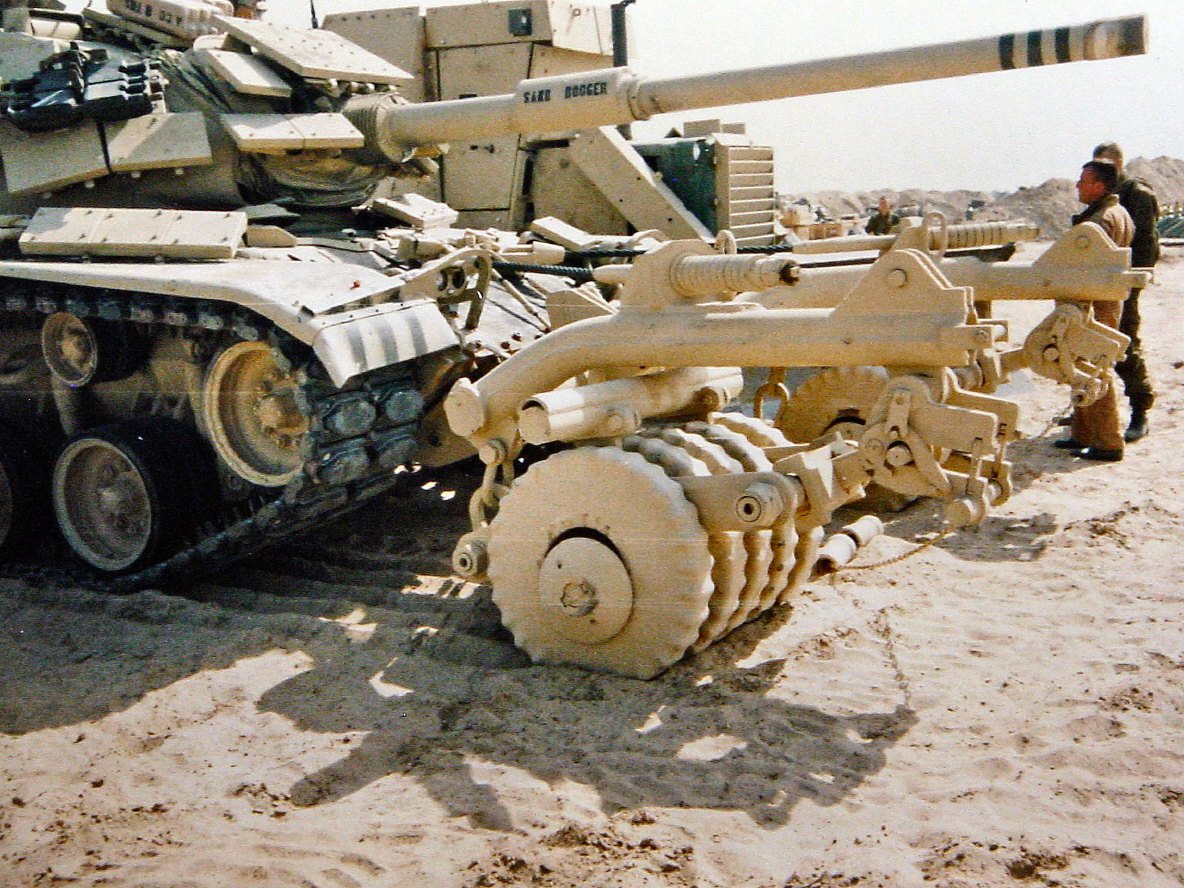 BEMIL 사진 자료실 - 유용원의 군사세계