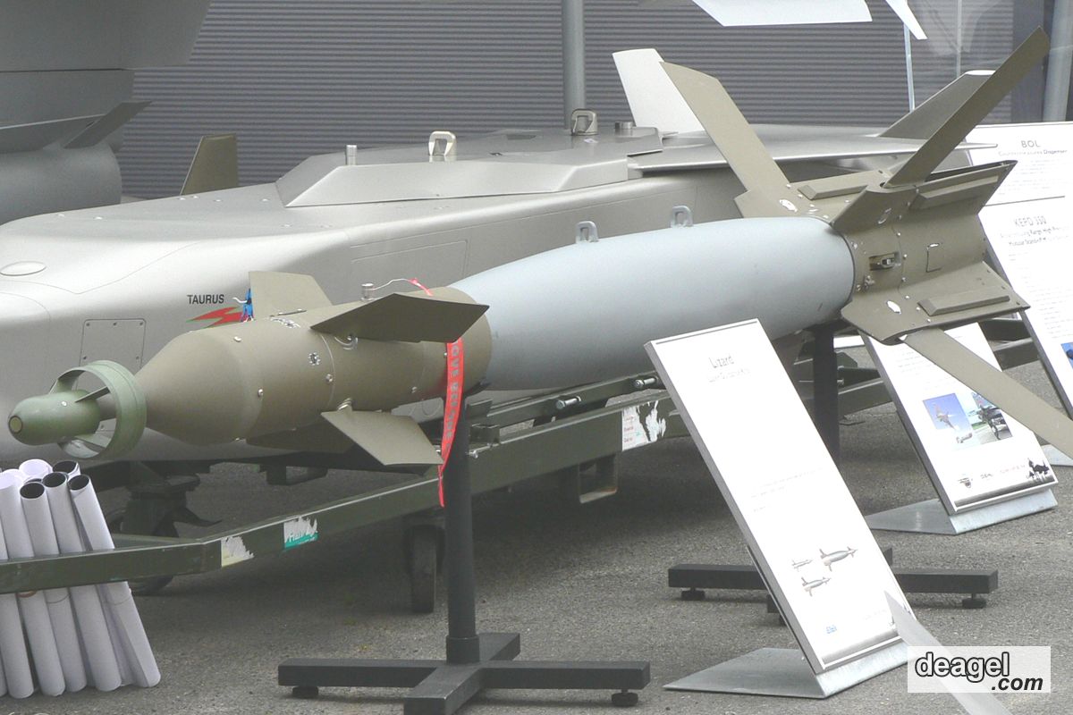 BEMIL 사진 자료실 - 유용원의 군사세계