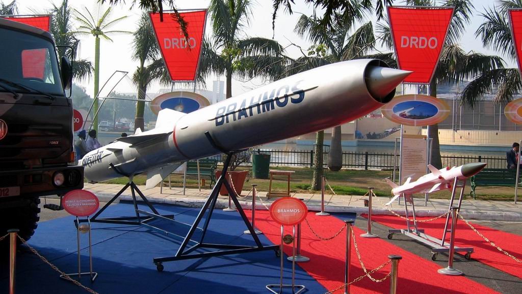 BEMIL 사진 자료실 - 유용원의 군사세계