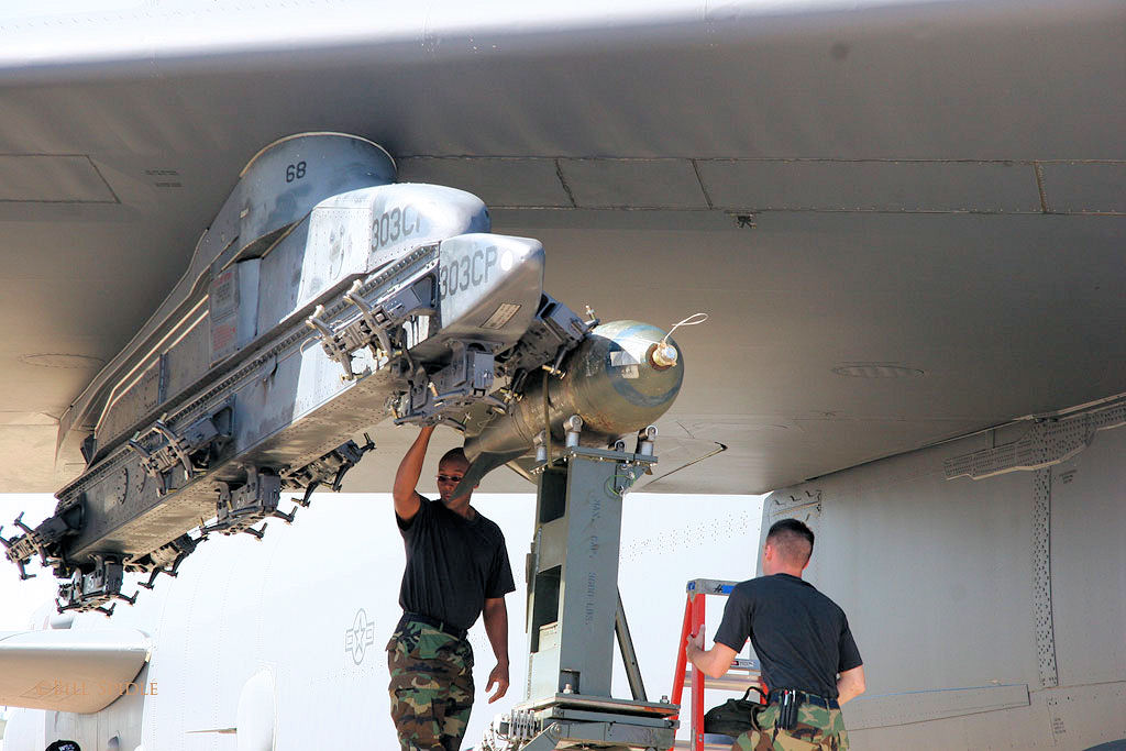 BEMIL 사진 자료실 - 유용원의 군사세계