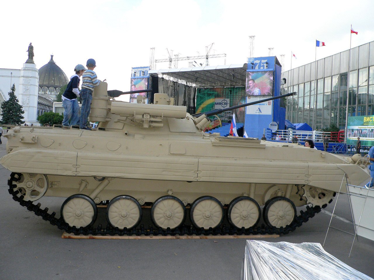 BEMIL 사진 자료실 - 유용원의 군사세계