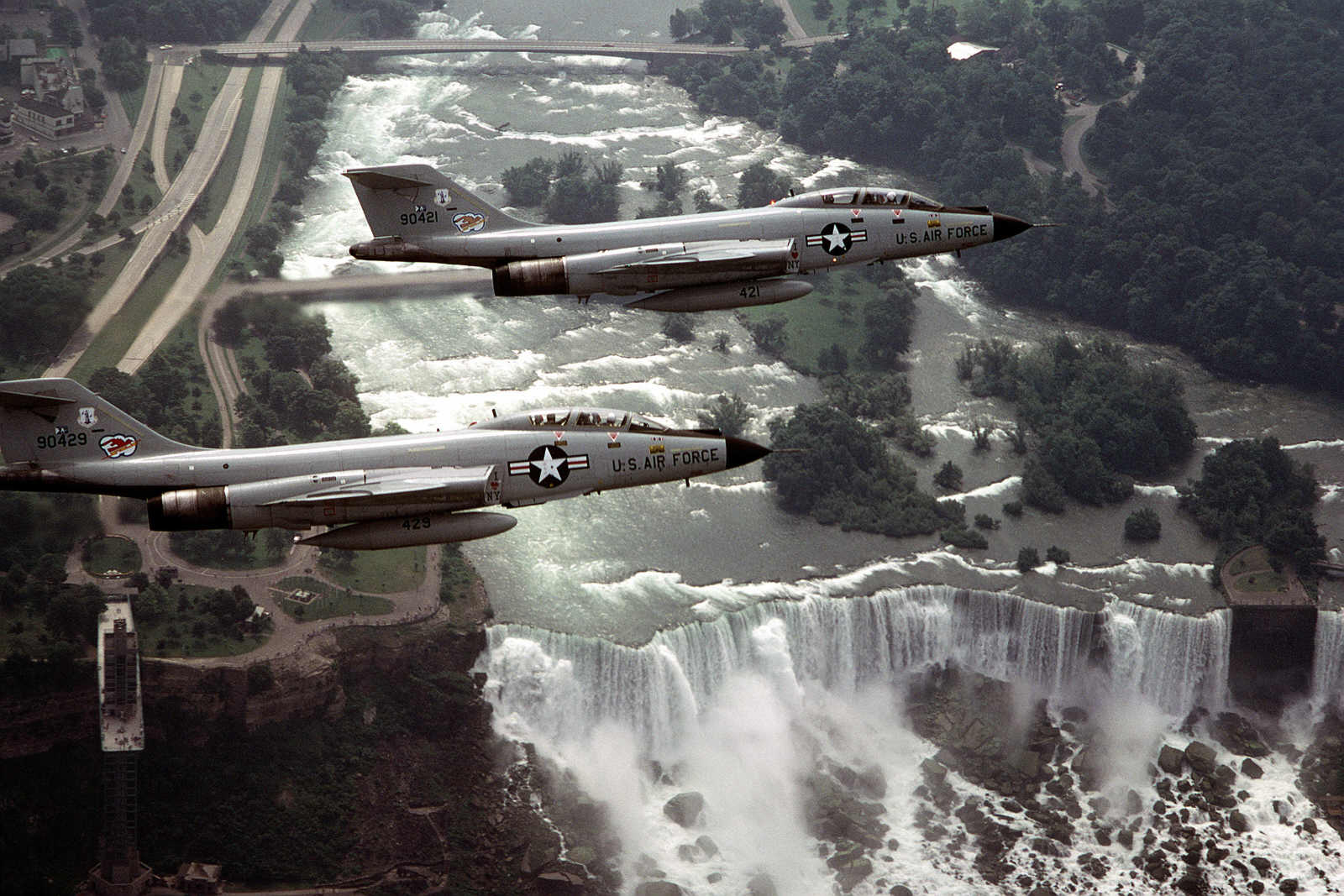 BEMIL 사진 자료실 - 유용원의 군사세계