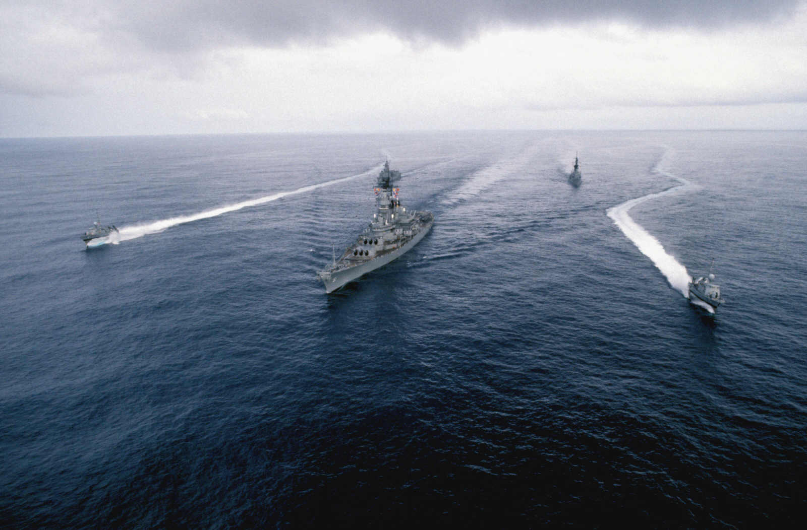 BEMIL 사진 자료실 - 유용원의 군사세계