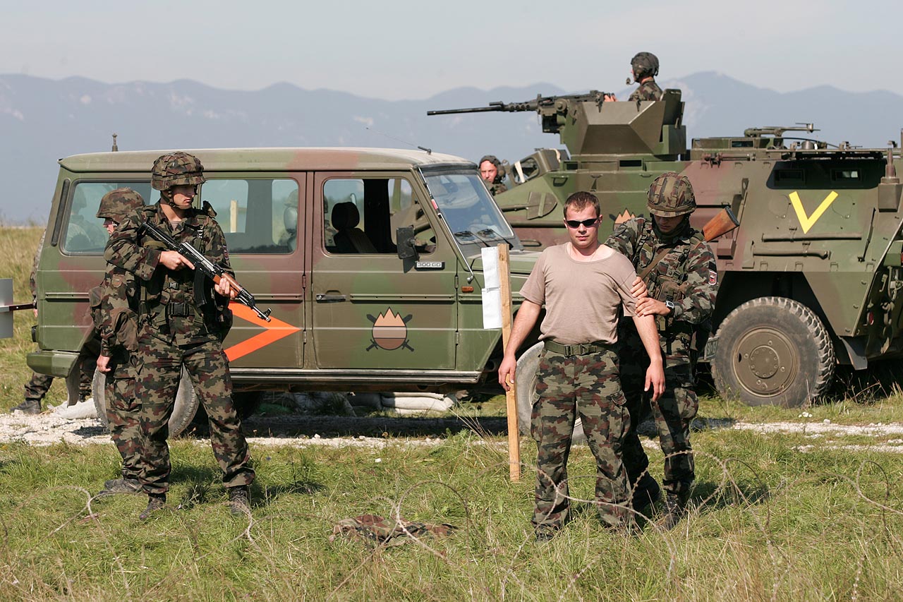 BEMIL 사진 자료실 - 유용원의 군사세계