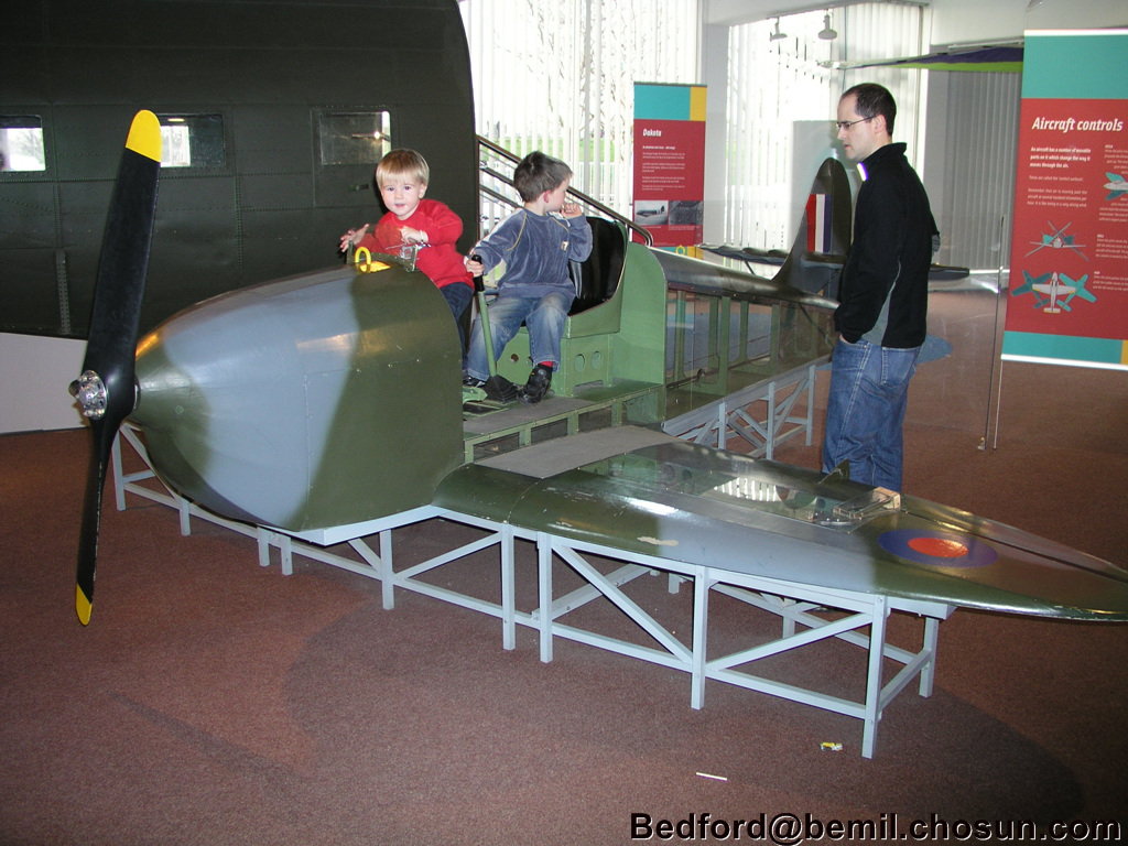 BEMIL 사진 자료실 - 유용원의 군사세계