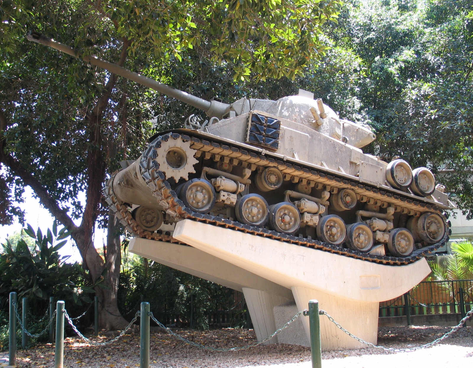 BEMIL 사진 자료실 - 유용원의 군사세계