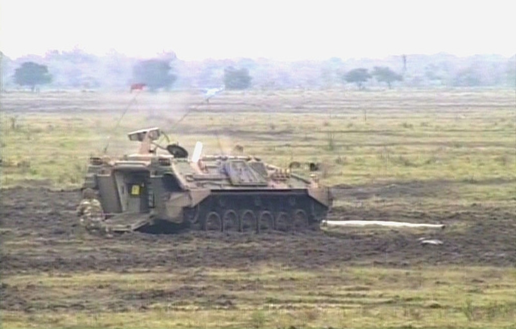 BEMIL 사진 자료실 - 유용원의 군사세계