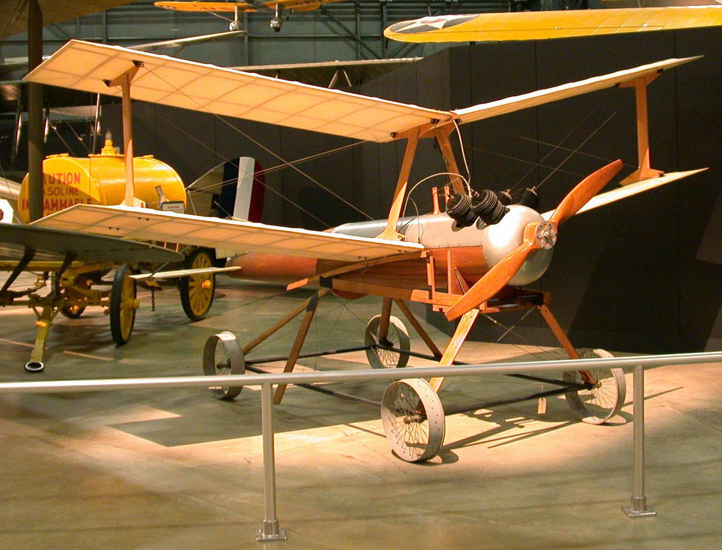 BEMIL 사진 자료실 - 유용원의 군사세계