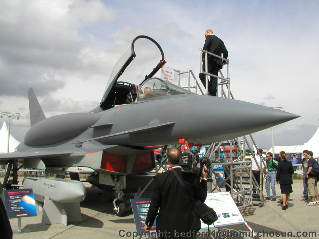 BEMIL 사진 자료실 - 유용원의 군사세계