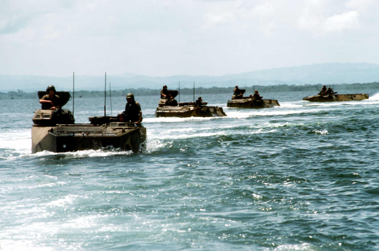 BEMIL 사진 자료실 - 유용원의 군사세계